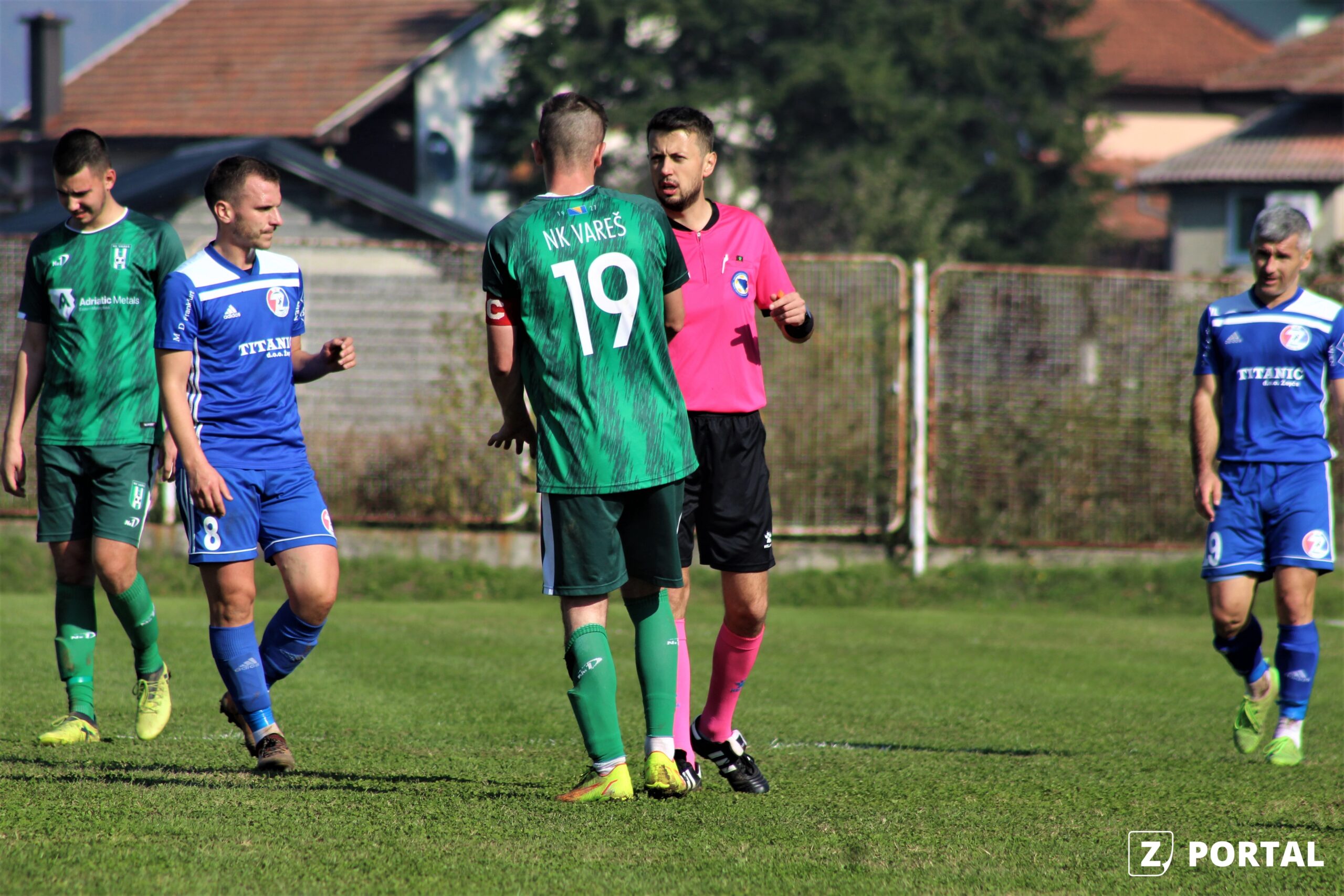 Nogometaši Žepča pobjedom protiv Vareša zadržali prvo mjesto [FOTO] | Z ...