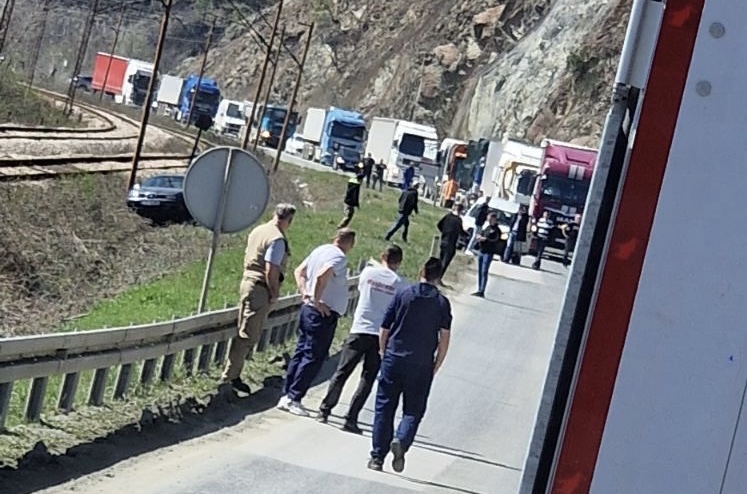 Saobraćajna nezgoda na M17 kod Papratnice | Z Portal